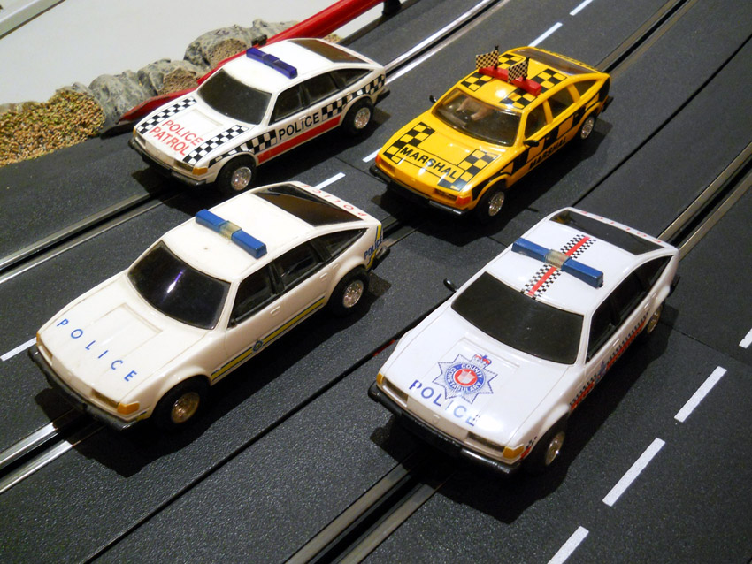 Essai Vintage : Rover 3500 Scalextric - 1/32eme - Recherche - Circuits ...