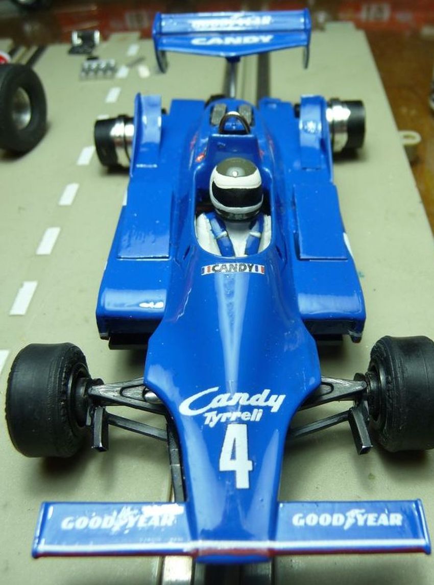 Tyrrell 009 Candy - Recherche - Circuits Routiers